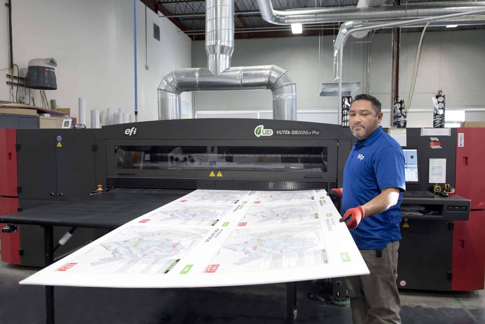 Large format printing services in Montreal | MP Repro